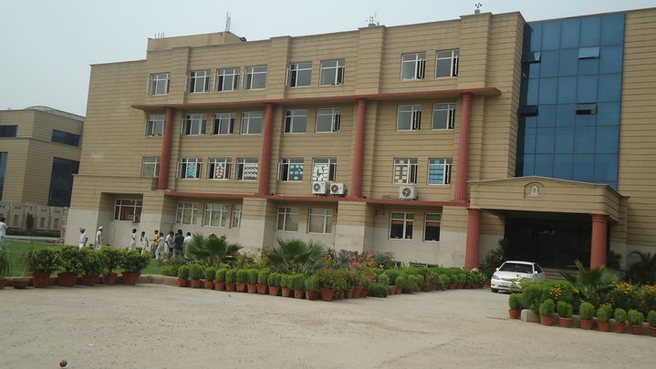 Summer Fields School, Kailash Colony